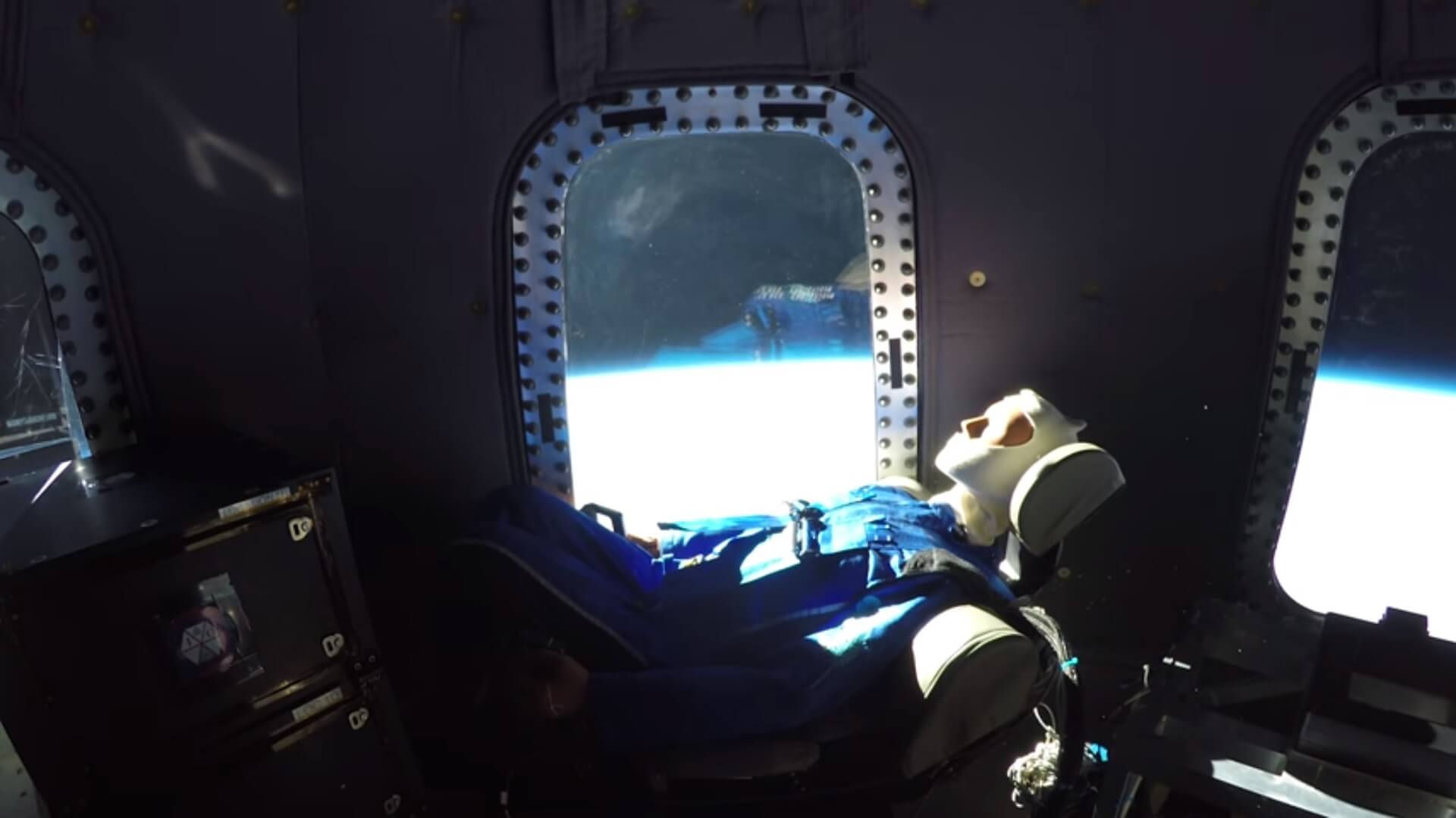 Watch: What does a flight to the edge of space look like and back in a ...
